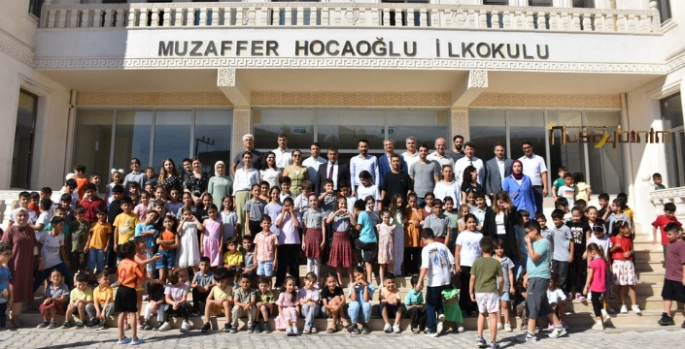 Nusaybin'de hayırsever Muzaffer Hocaoğlu tarafından yapılan okul eğitim ... Nusaybin'de hayırsever Muzaffer Hocaoğlu tarafından yapılan okul eğitim ...